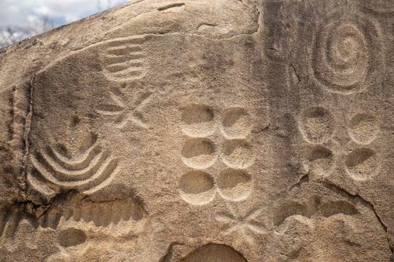 Pedra do Ingá, na Paraíba: mistérios gravados na rocha há 6 mil anos